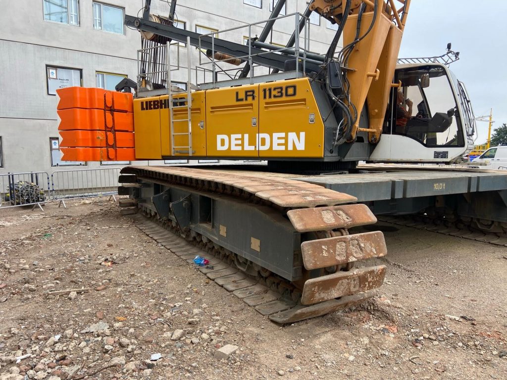 Liebherr LR1130 130t Crawler Crane for sale - Delden Cranes
